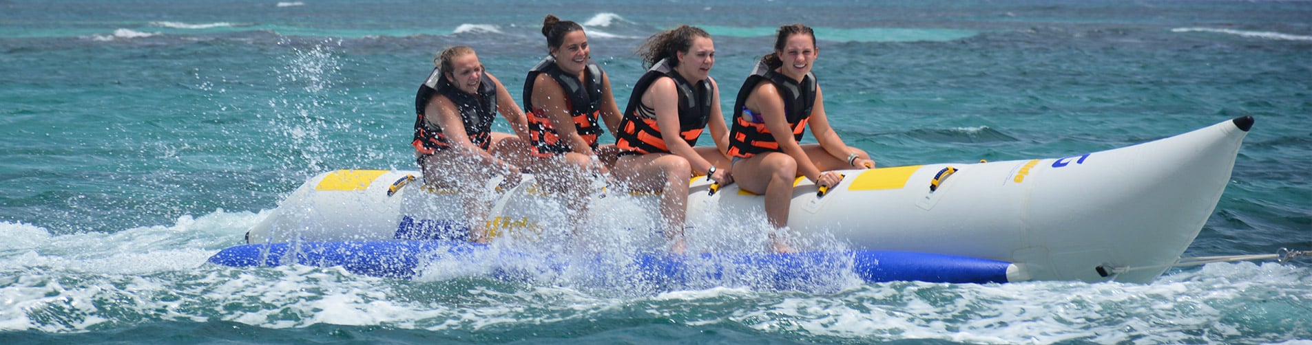 BANANENBOOTSFAHRTEN mit Dressel Divers