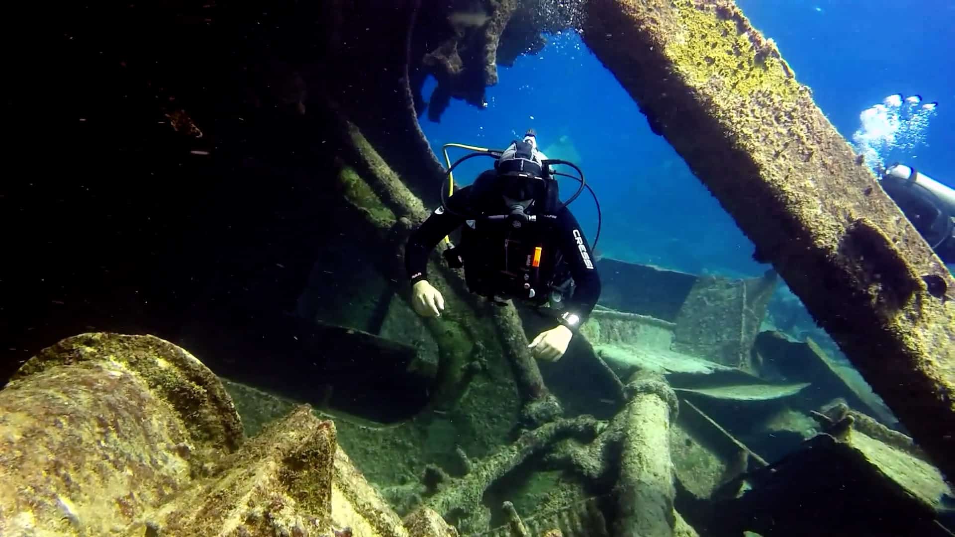 Top 7 Caribbean Shipwrecks That Scuba Divers Shouldn't Miss