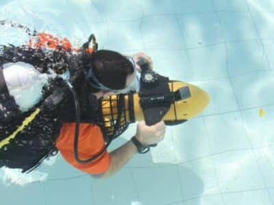 Diver Propulsion Vehicle or How to Move Faster While Diving