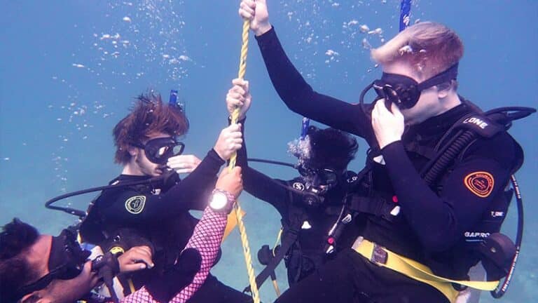 Headaches After Scuba Diving: Causes, Prevention, and Tips