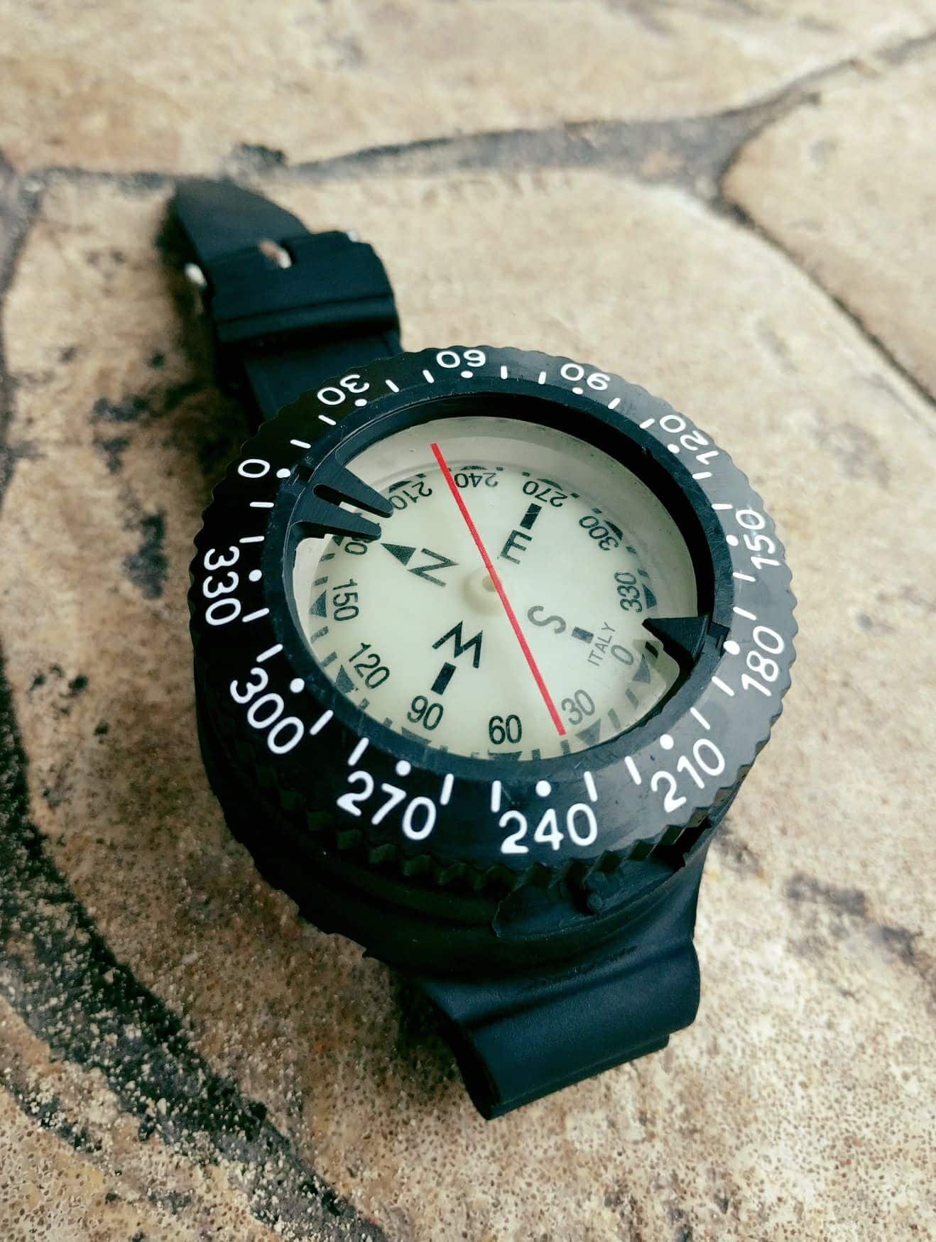 7 Underwater Navigation Tips To Dive As An Expert